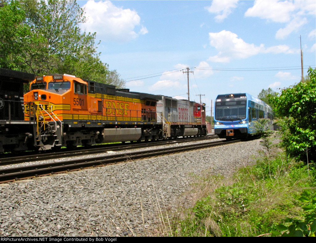 BNSF 5501 and 263; NJT 3513
